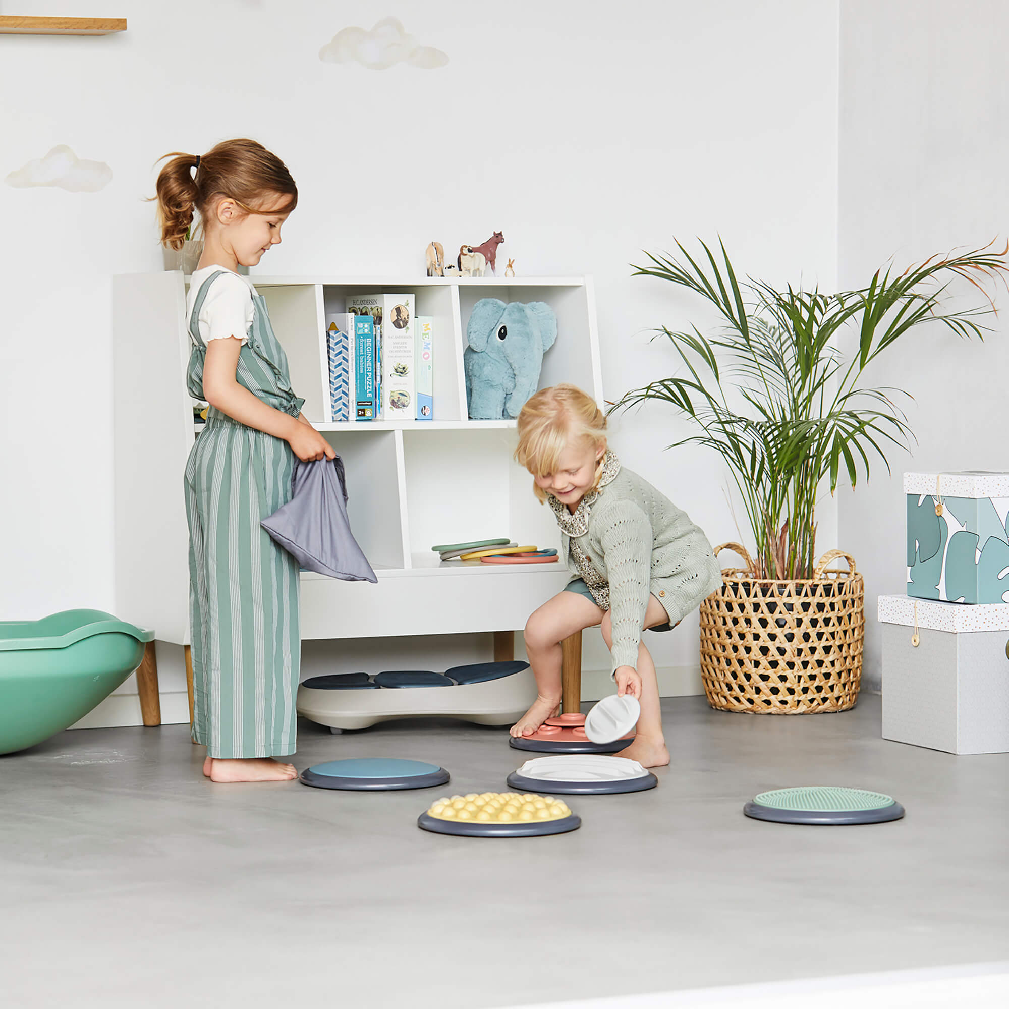 Gonge Tactile Discs | Sensory Toys | Liberty House Toys