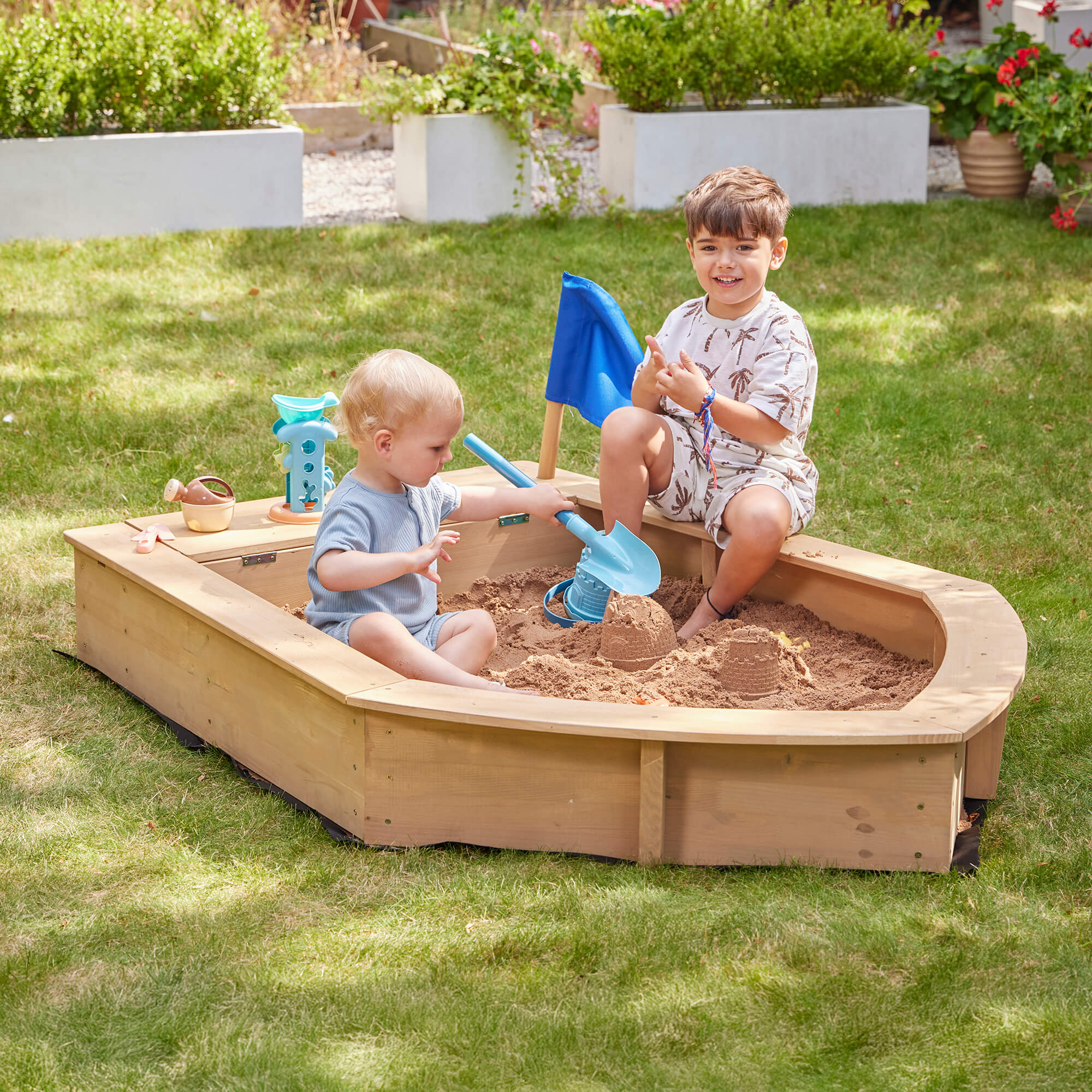 Kids Boat Sandpit with Seating and Cover